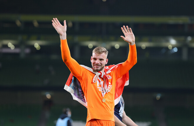 'Magnificent signing' Jaros returns to Liverpool with perfect Pat's ...