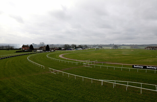 Amateur rider under sedation in intensive care after fall at Wincanton