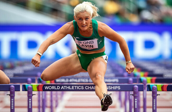 Sarah Lavin qualifies for 100m hurdles semi-final at World Athletics ...