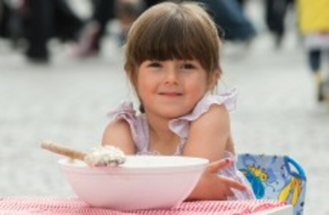 Waterford festival to attempt new world record for biggest bowl of porridge