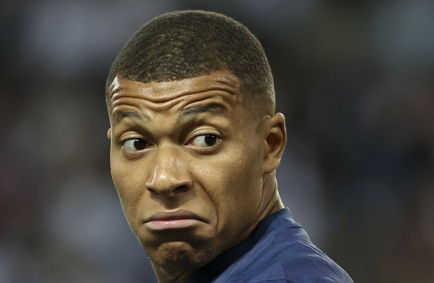 Mbappe unperturbed by Pogba 'witch doctor curse' story says PSG coach ...