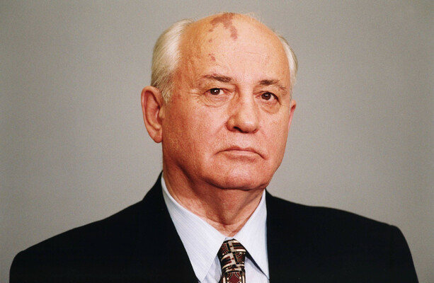 Gorbachev to be buried in Moscow on Saturday as tributes pour in for ...