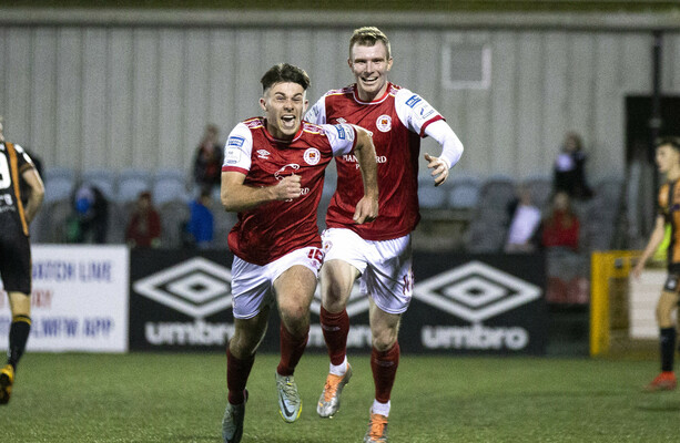 Late, late drama as St Pat's beat Dundalk and close the gap in race for ...