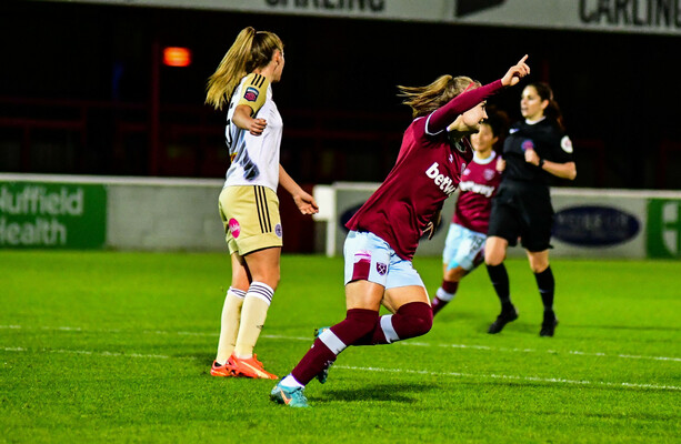 Ireland's Atkinson scores winner in WSL · The 42