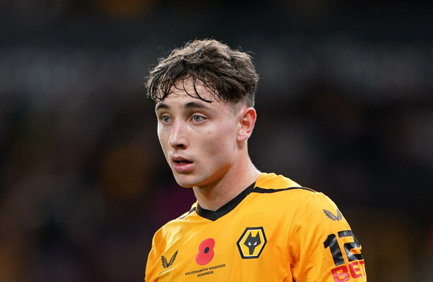 Joy for Wolves debutant Joe Hodge while Saints unable to recover from ...