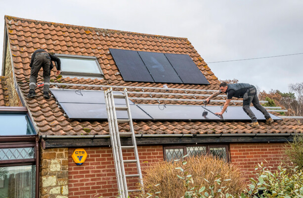 Cumbersome grant system holding some back from solar PV uptake, says expert