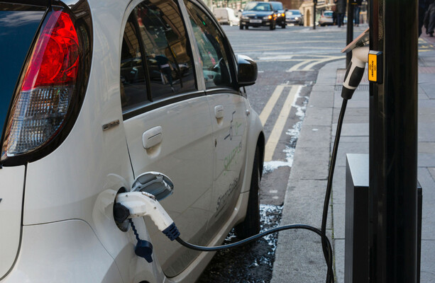 Poll: Will you switch to an electric vehicle? · TheJournal.ie
