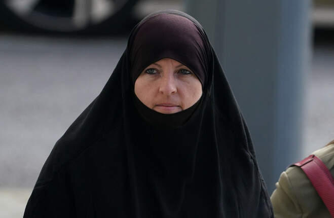 UK Home Secretary challenges tribunal ruling over ex-soldier Lisa Smith ...