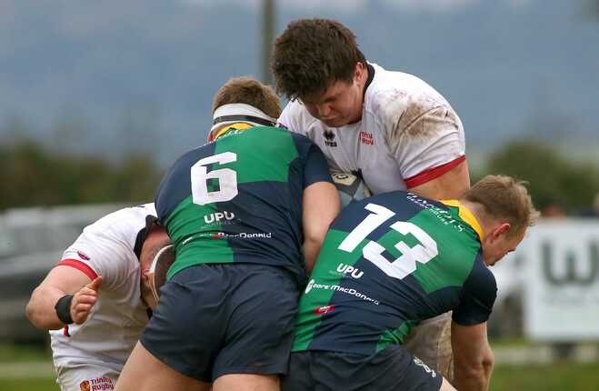 World Rugby recommends trial of ‘belly tackle’ height in community game