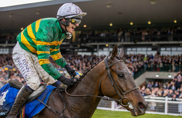 Max powers home for Mullins and Townend in Irish National · The 42