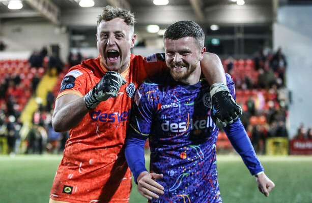 Bohemians keep smiling and winning, but Shamrock Rovers emerge through haze