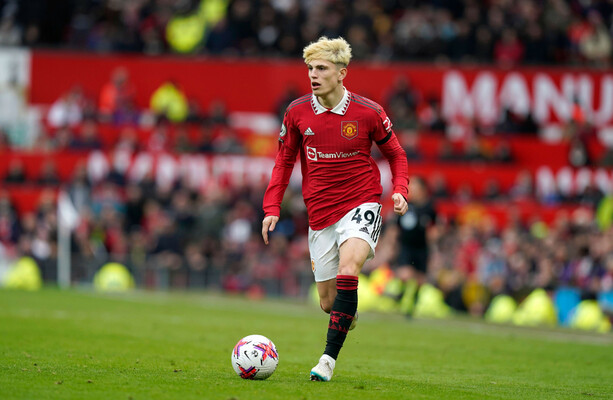 Returning Garnacho seals the deal as Wolves win gets Man United back on ...