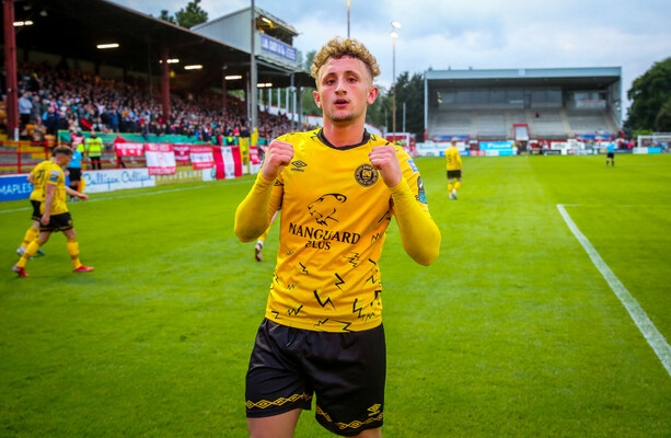 Sam Curtis and St Pat's end Shels' unbeaten run · The 42