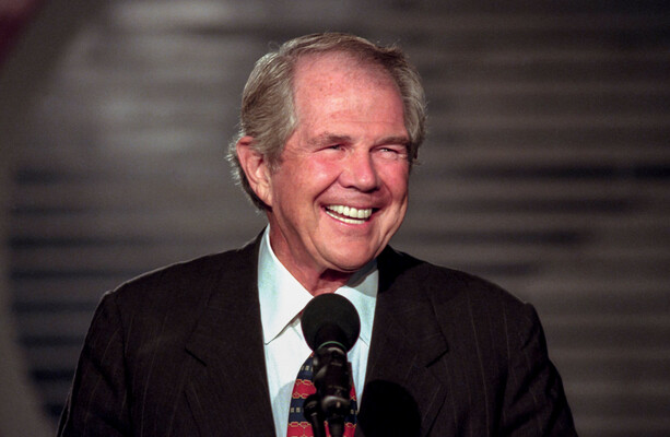 Controversial US evangelist and Christian Coalition founder Pat ...