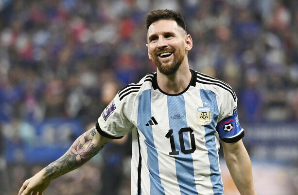 Lionel Messi gets rockstar treatment in China · The 42
