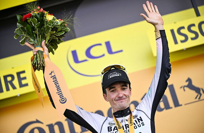Pello Bilbao dedicates first Tour de France stage win to late Gino Mader