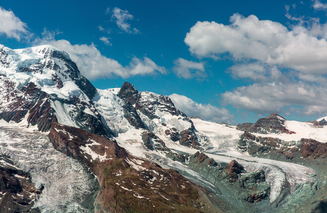 Remains of German climber missing since 1986 recovered on glacier in ...
