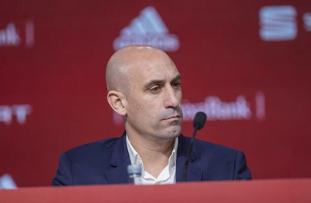 Spanish football chief Rubiales to quit over World Cup kiss scandal ...