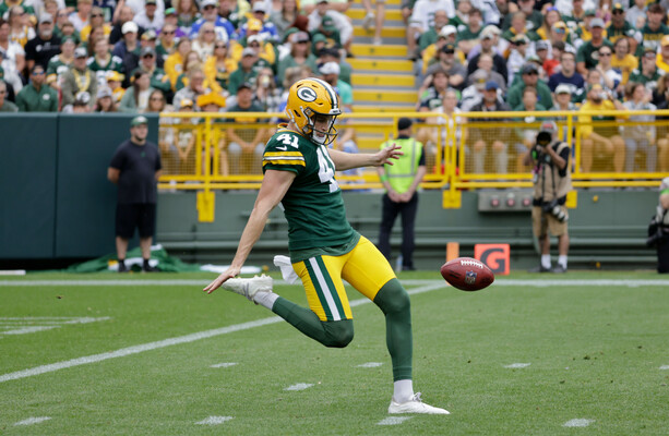 Dan Whelan becomes first Irish-born player to feature in NFL since 1985