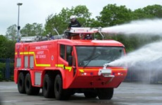 DAA spends €7k painting fire engine green... then repaints it red