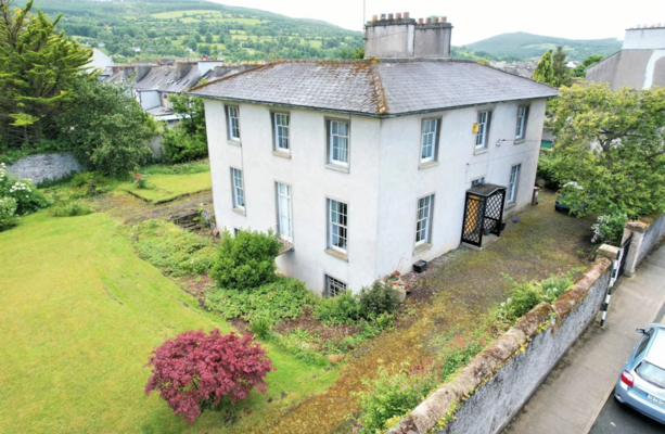 A classic residence in the centre of Clonmel has hit the market for € ...
