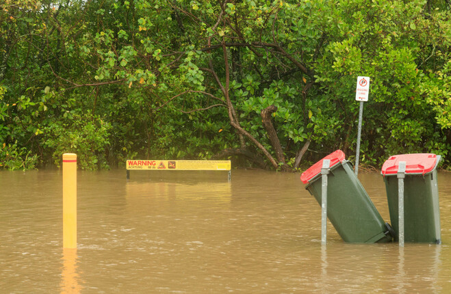 Hundreds evacuated and crocodiles spotted in water as flood disaster ...