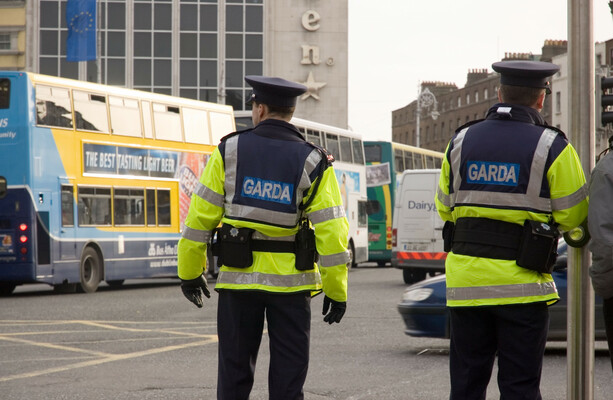 More than 2,000 people over 35 apply to gardaí in first competition ...