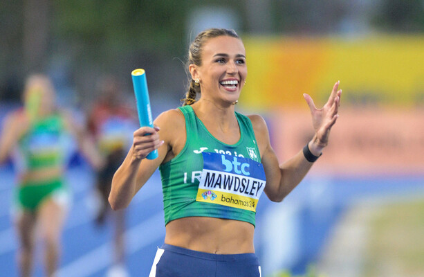 Sharlene Mawdsley beats 400m Olympic qualification time · The 42