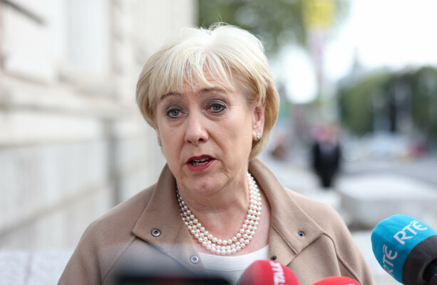Some 5,000 payments to asylum seekers cut since May, Social Protection ...