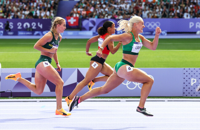 Sarah Lavin through to 100m hurdles semi-final, Mark English qualifies ...