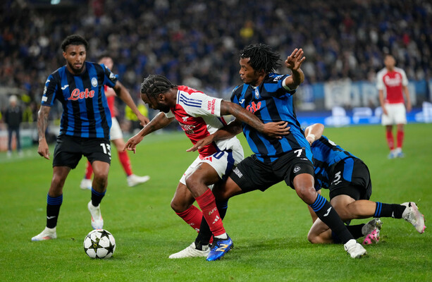 Arsenal secure draw in tough Champions League opener thanks to David Raya's goalkeeping heroics