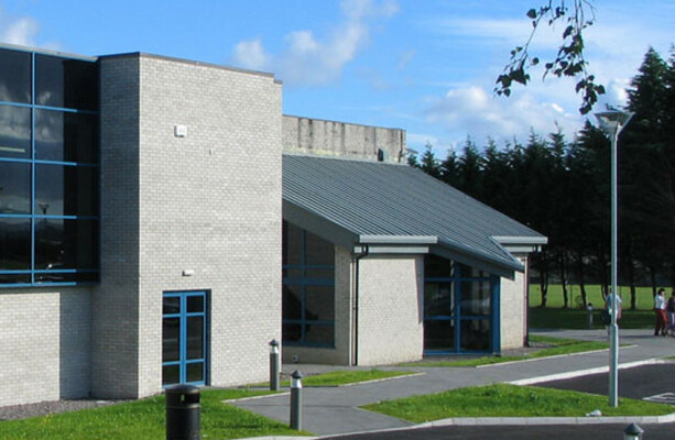 Roof of sports complex collapses in Tralee amid heavy snow · The 42