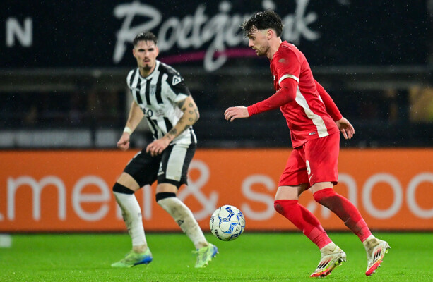 Penalty miss proves immaterial as Troy Parrott and AZ reach Dutch Cup final