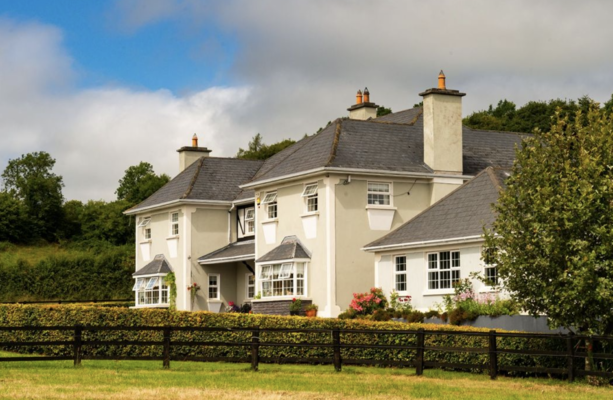 Luxurious Kilkenny countryside living with your own swimming pool and ...