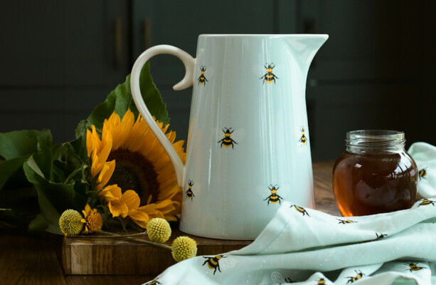 Deadly buzz: nature-inspired homewares are in · TheJournal.ie