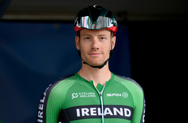 Sam Bennett finishes 11th in bunch sprint at sixth stage of Giro d'Italia