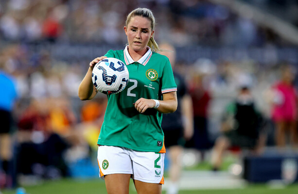 Stapleton joins Forest on a season-long loan from Hammers · The 42