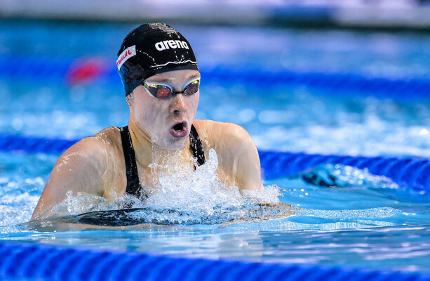 Walshe breaks Irish record to reach 200m Butterfly final; Wiffen 8th in 800m Freestyle final