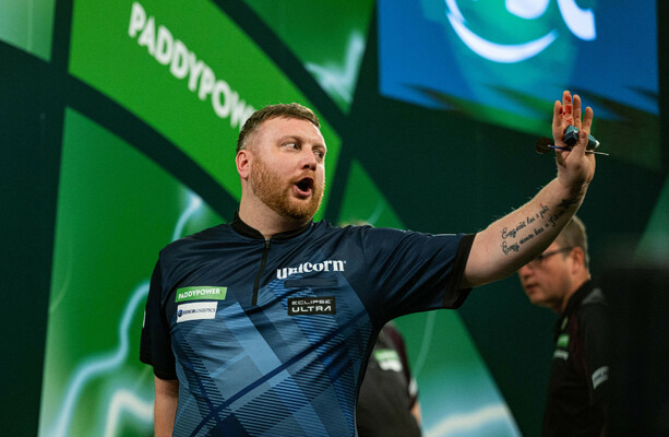 'No excuse' - darts player apologises for punching a table after ...