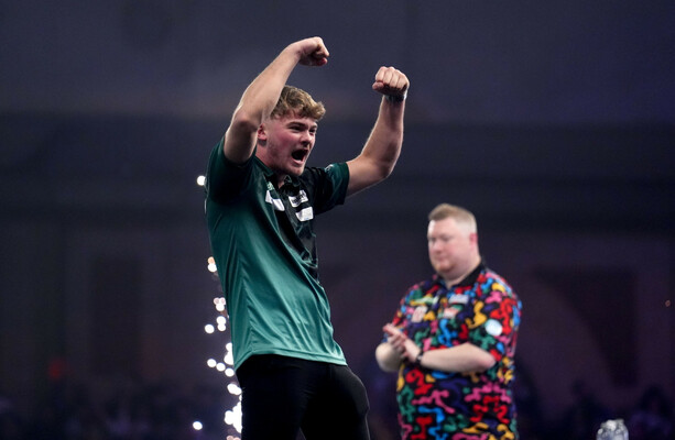 Charlie Manby’s dream World Championship debut continues as he beats ...
