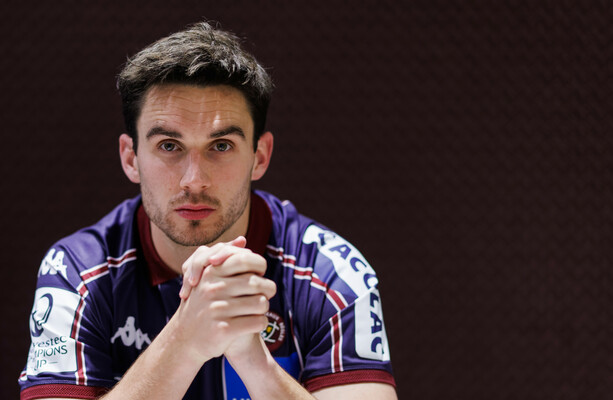 Carbery returns as Ireland's game of musical chairs at 10 continues