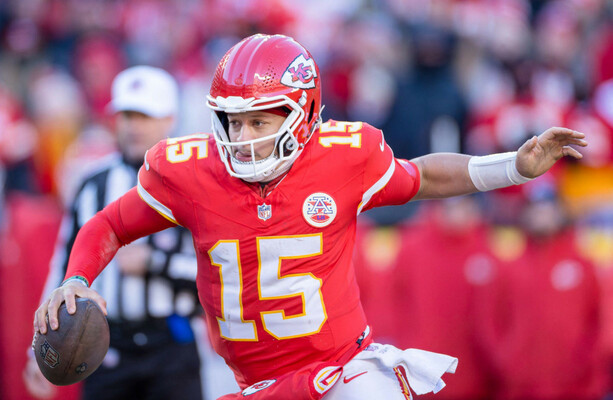 Chiefs' Mahomes targets NFL 'Week 1' after knee surgery · The 42