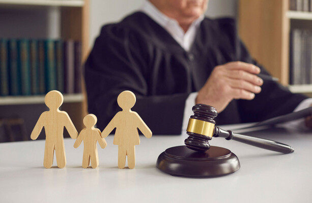 Child law advocates 'taking legal advice' over new state service