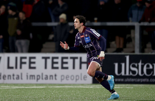 Joey Carbery suffers cruel blow of ACL injury · The 42