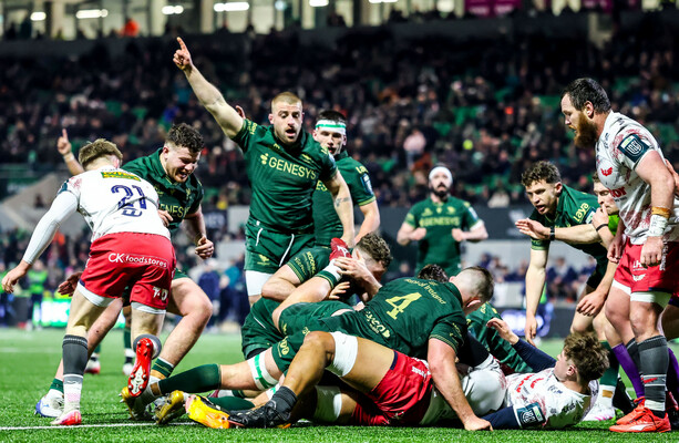 Five-try Connacht pick up third win on the bounce against Scarlets