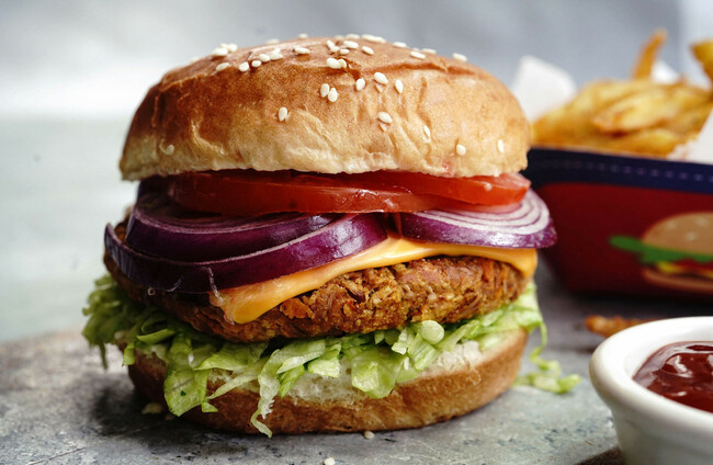 EU to ban labelling plant-based products as 'steaks' or 'bacon', but ...