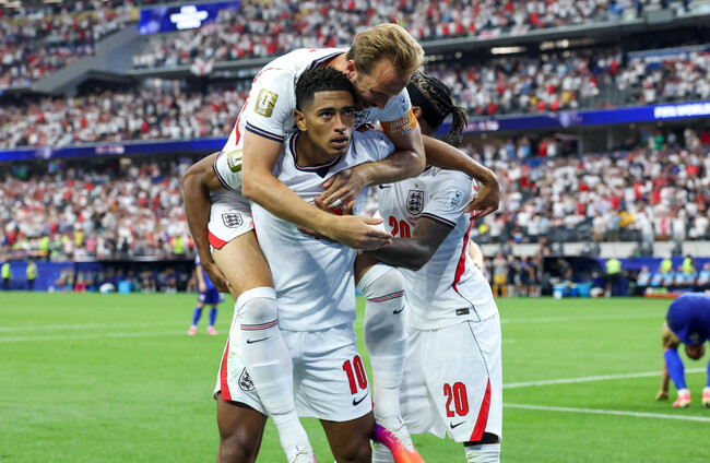 Who will win tonight’s World Cup game – England or Ghana? · The 42