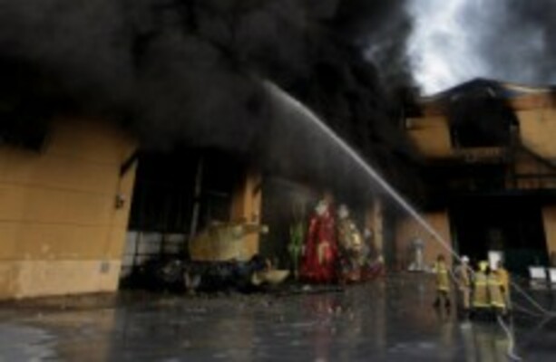 Rio Carnival costumes and floats destroyed by huge blaze · TheJournal.ie