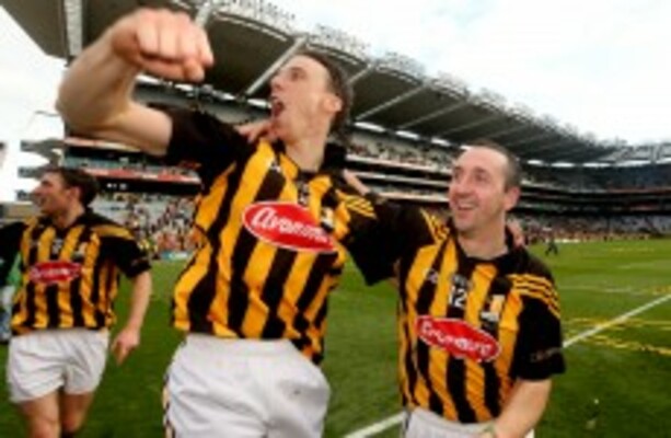 Brian Hogan and Eoin Larkin back for the Cats · The 42