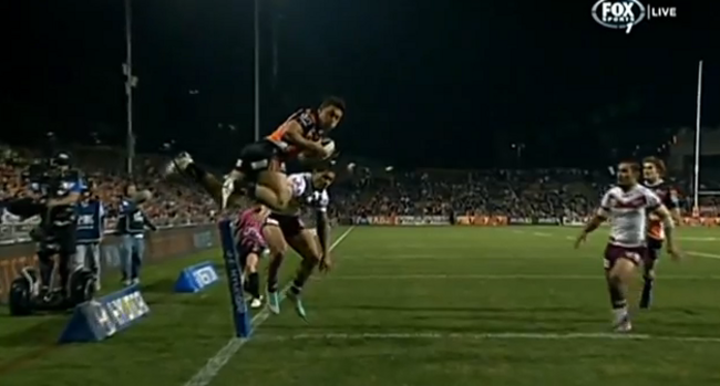 Australian rugby league player scores incredible flying try · The 42